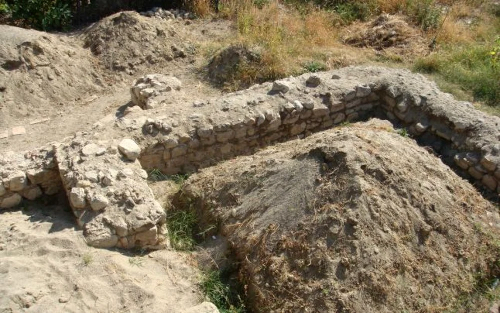 Roman Fort of Pietroasele | Travel Buzău